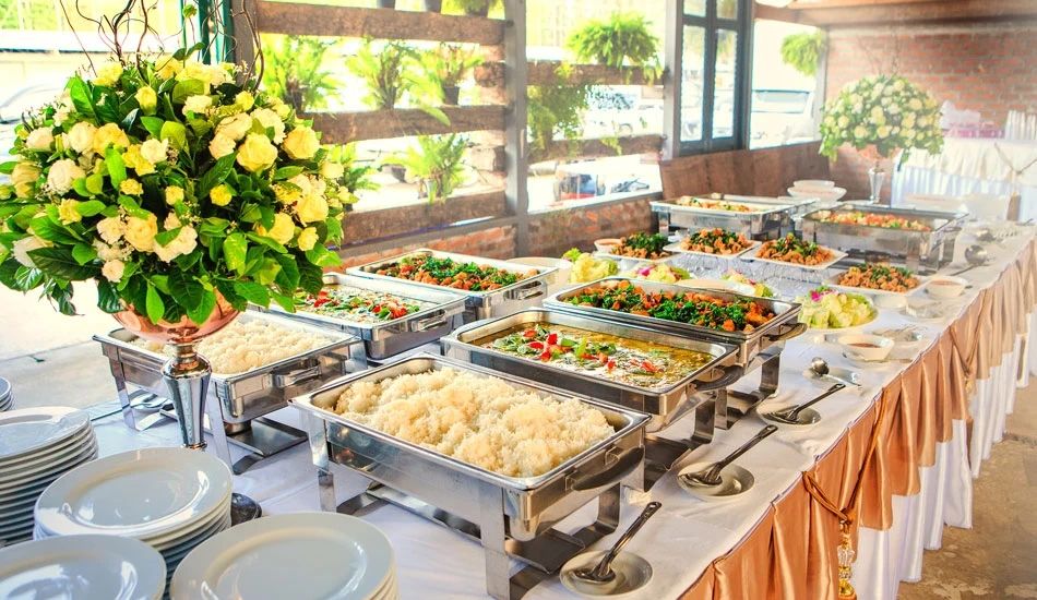 Catering Services with Delicious Dishes & Fresh Ingredients