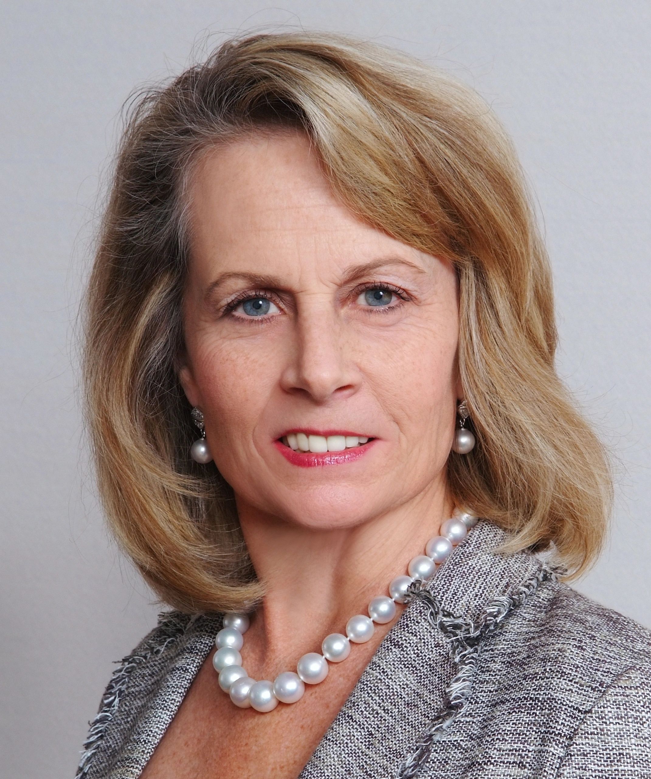 Virginia Parker, CFA Awarded Certificate in Cyber Risk Governance