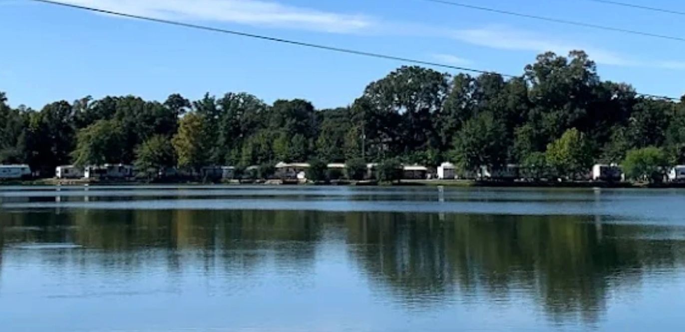 HIDDEN LAKE RV PARK.com