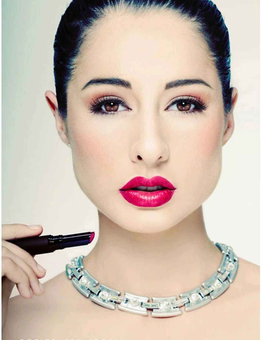 Transformational Image & Beauty Coaching provided by Sheila Andres.