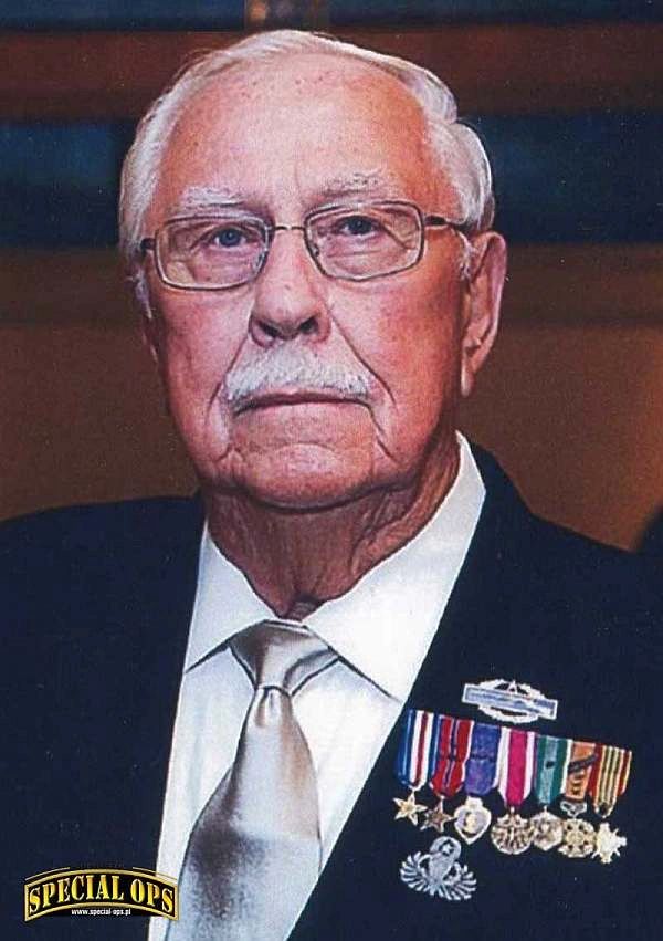 Christopher Bero's Instagram, Twitter & Facebook on IDCrawl