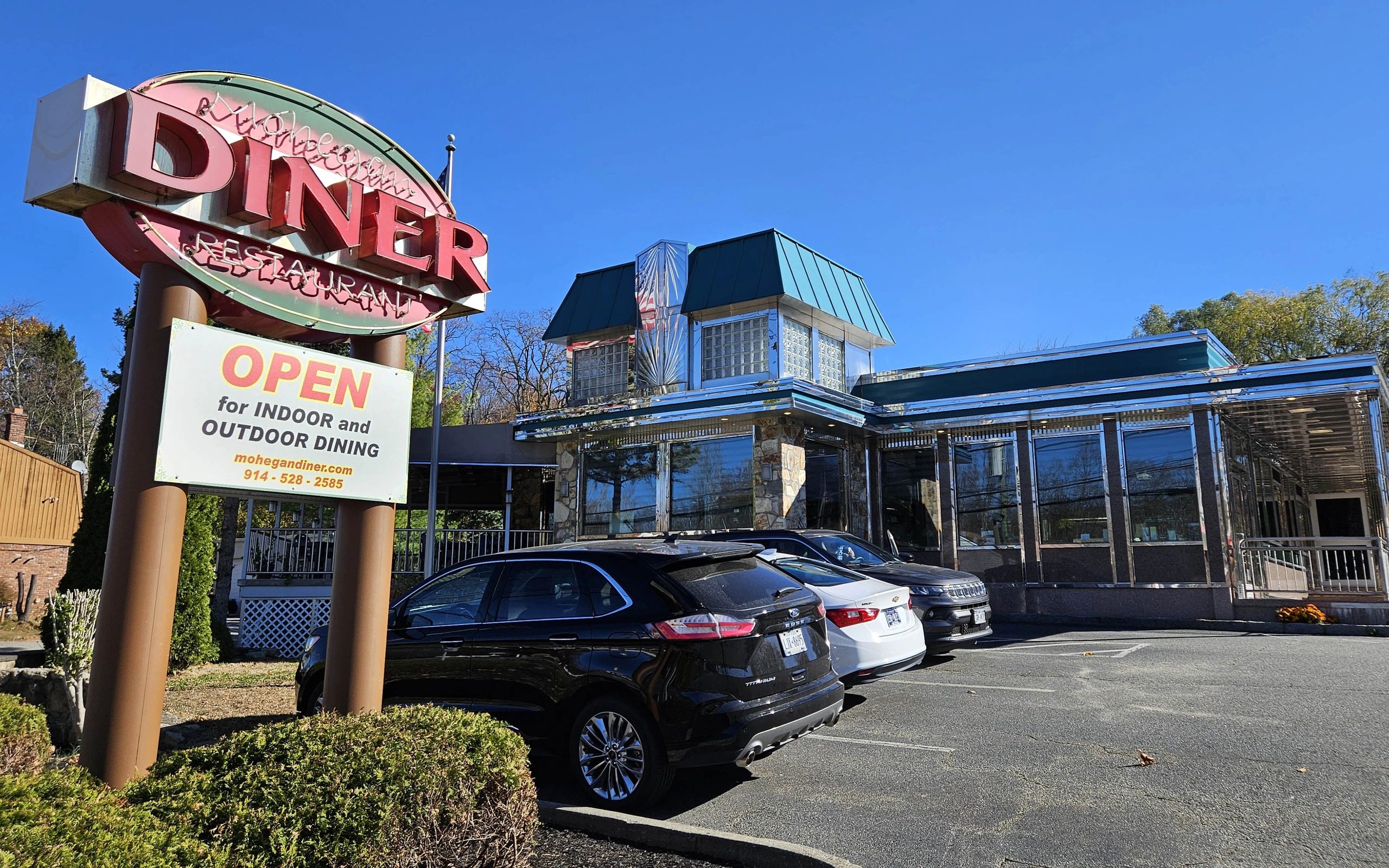 The Mohegan Diner