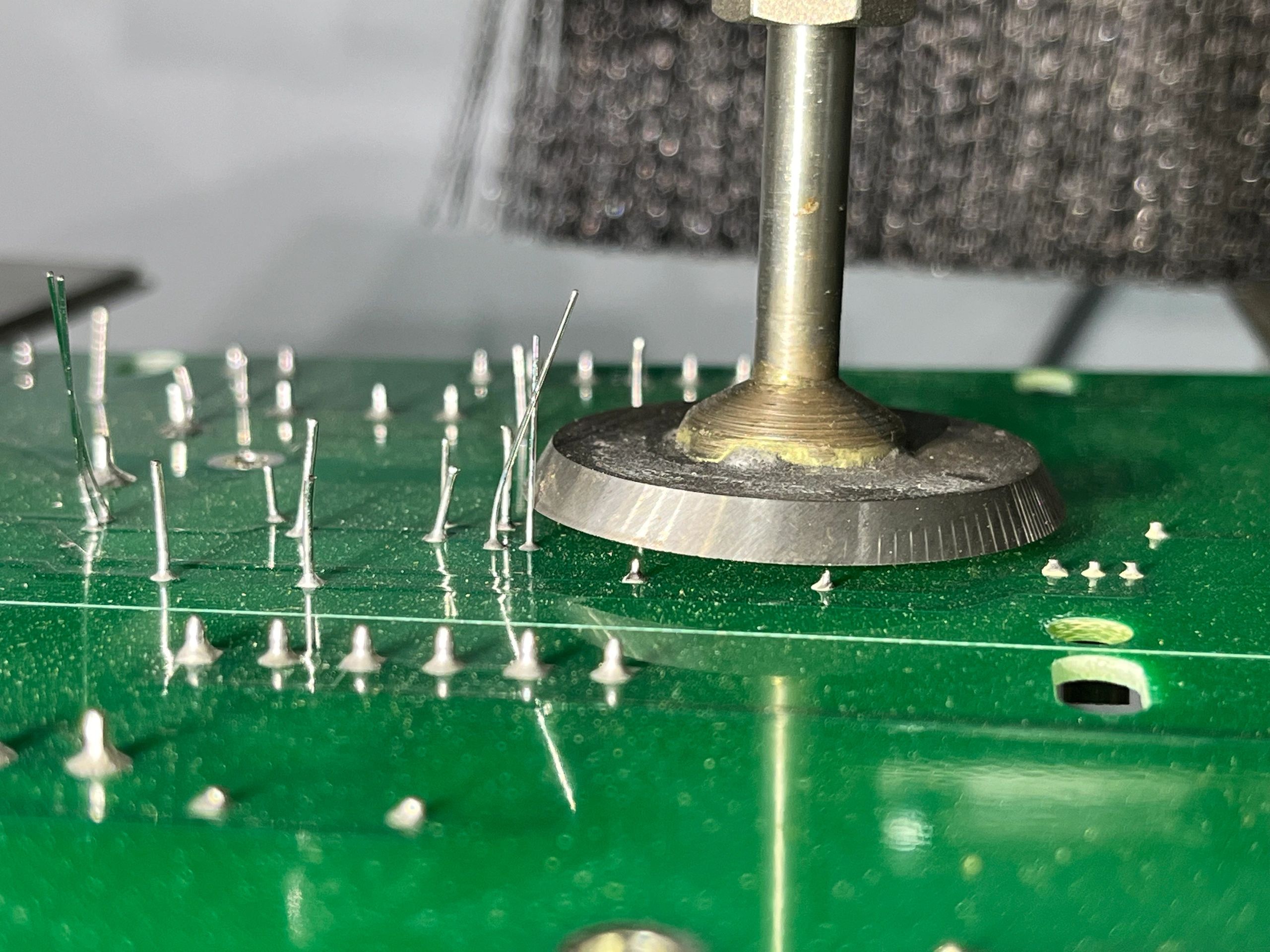 Roto Form Clipping Machine Revolutionizes Circuit Board Assembly