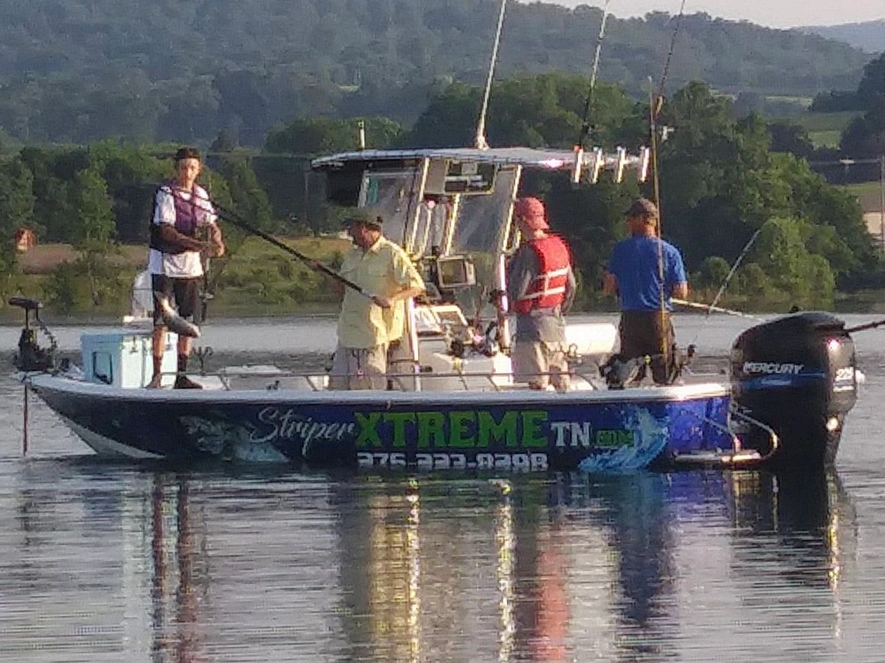 Striper Xtreme TN - Striper Fishing, Fishing Charters, Fishing Guide