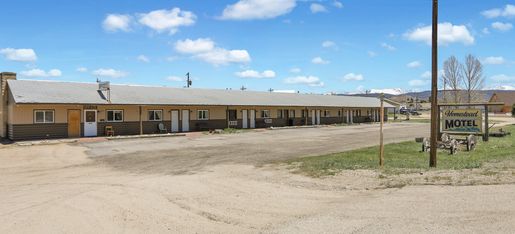 Trail Riders Motel - Motel, Hotel