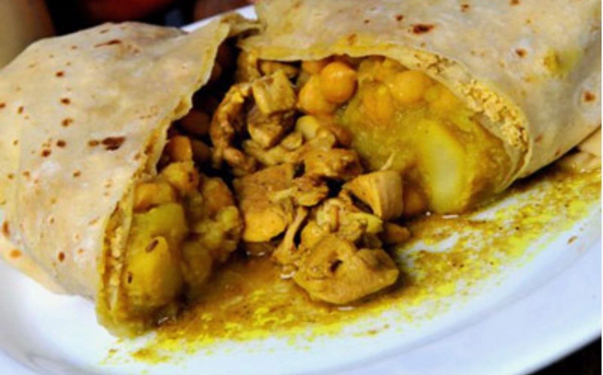 Curry Chicken Wrap (BEST SELLER)