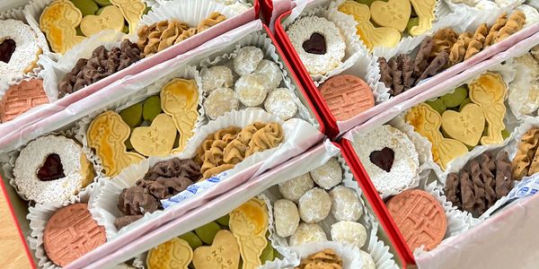 Lami Bakery - Customised Handmade Cookies, Full Month Gifting, Wedding ...