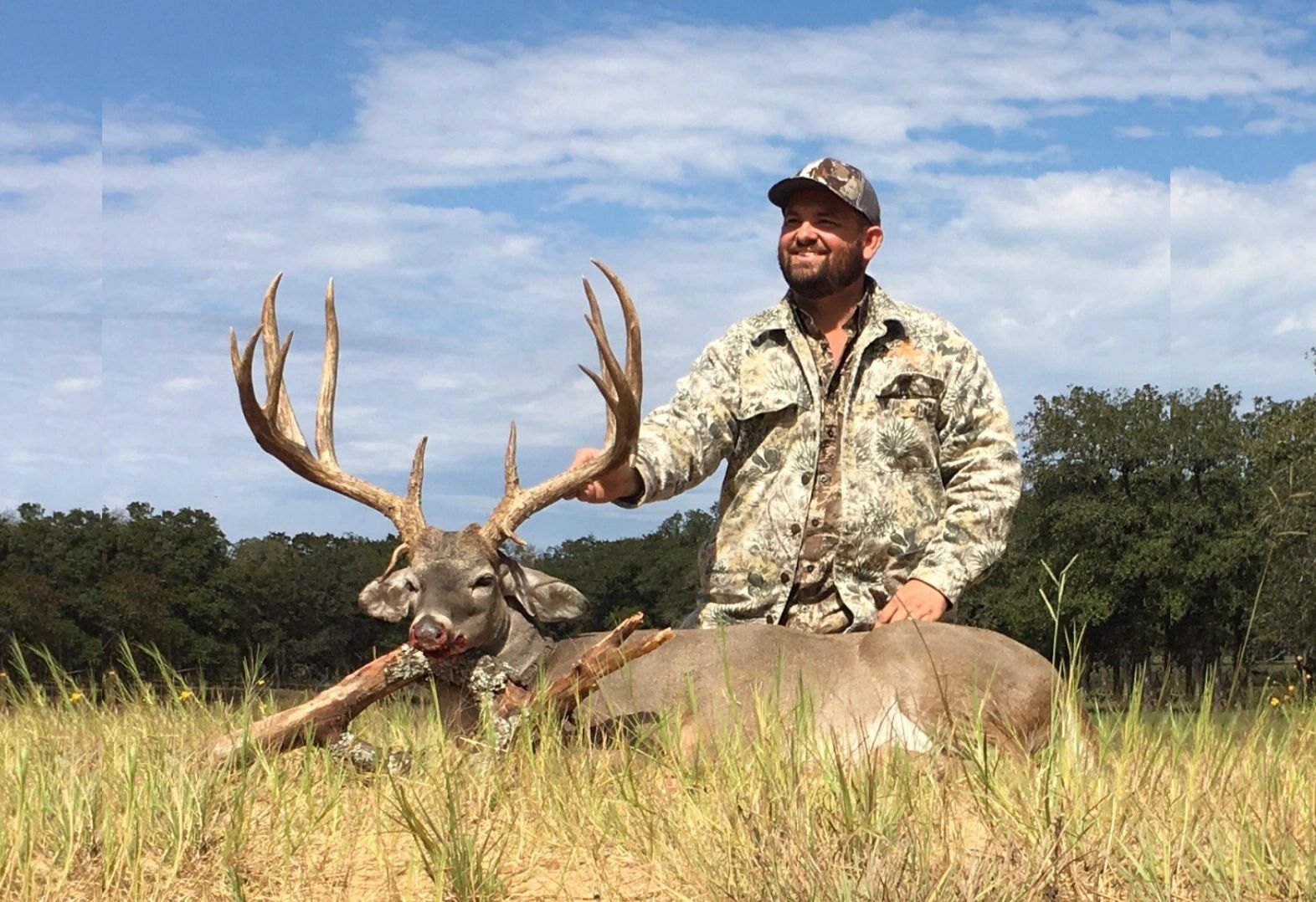 Trophy Hunting | Diamond A Whitetail Trophy Hunts