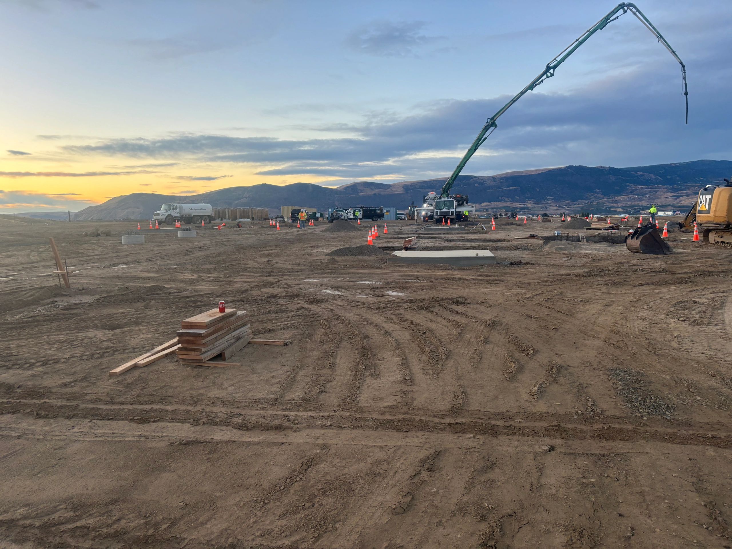 Conframe Construction