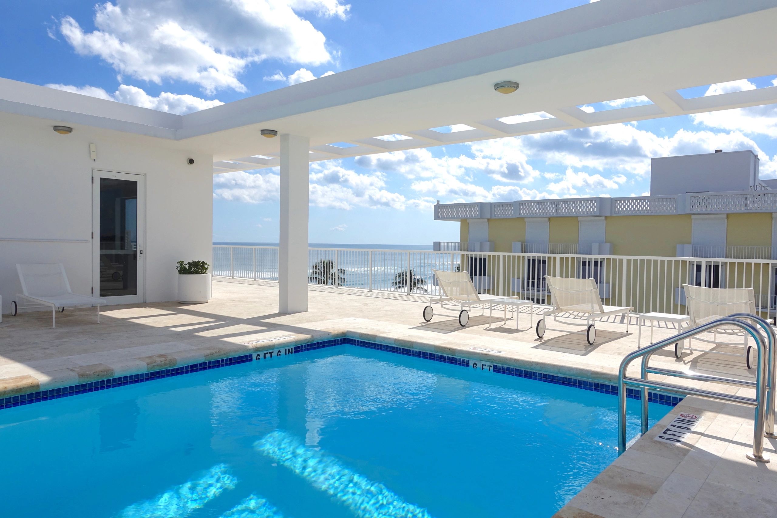 JUST LAUNCHED! New Photos for the 400 Building!