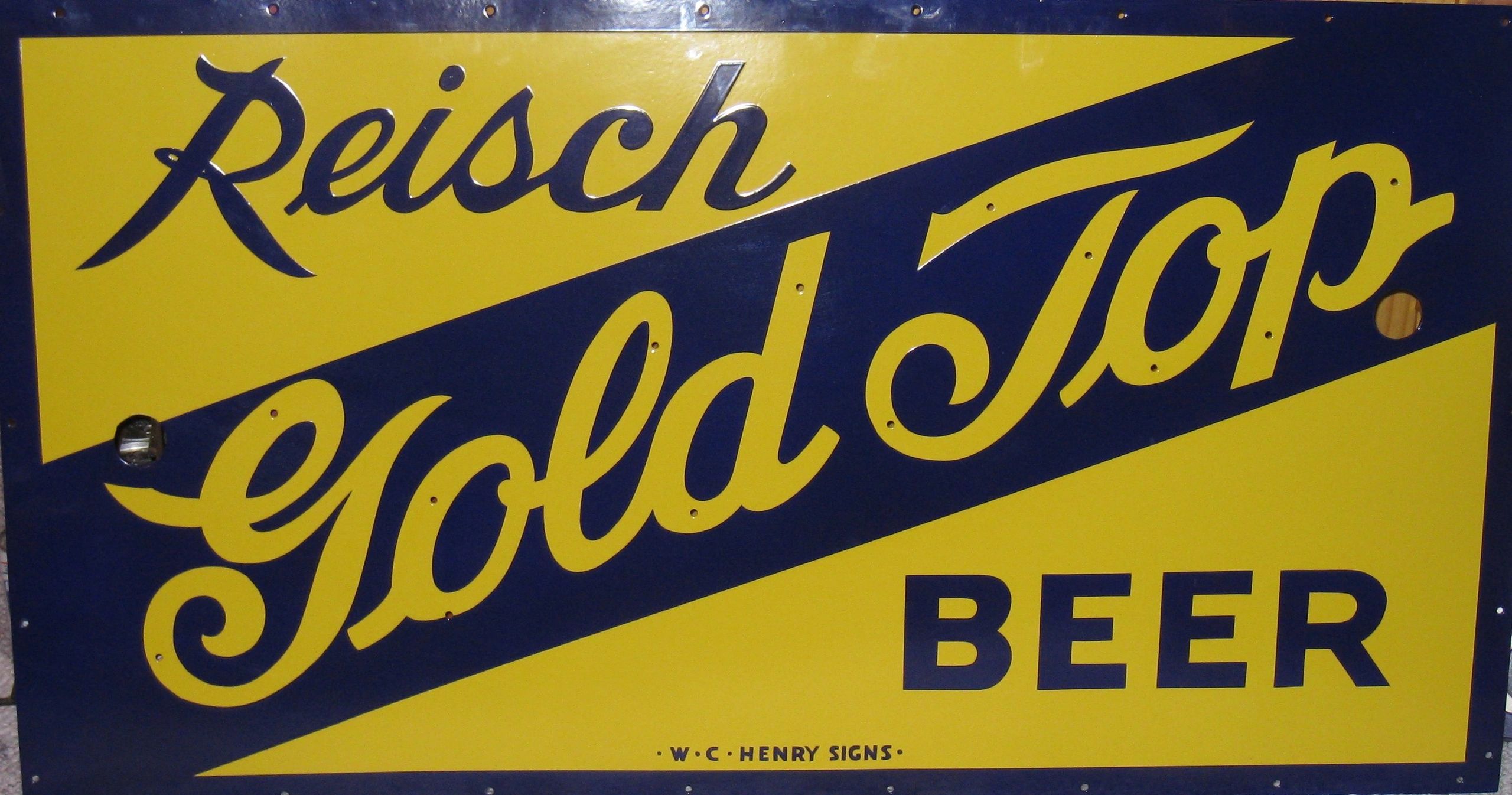 Reisch Charities Recipients Receiving a Donation in 2024