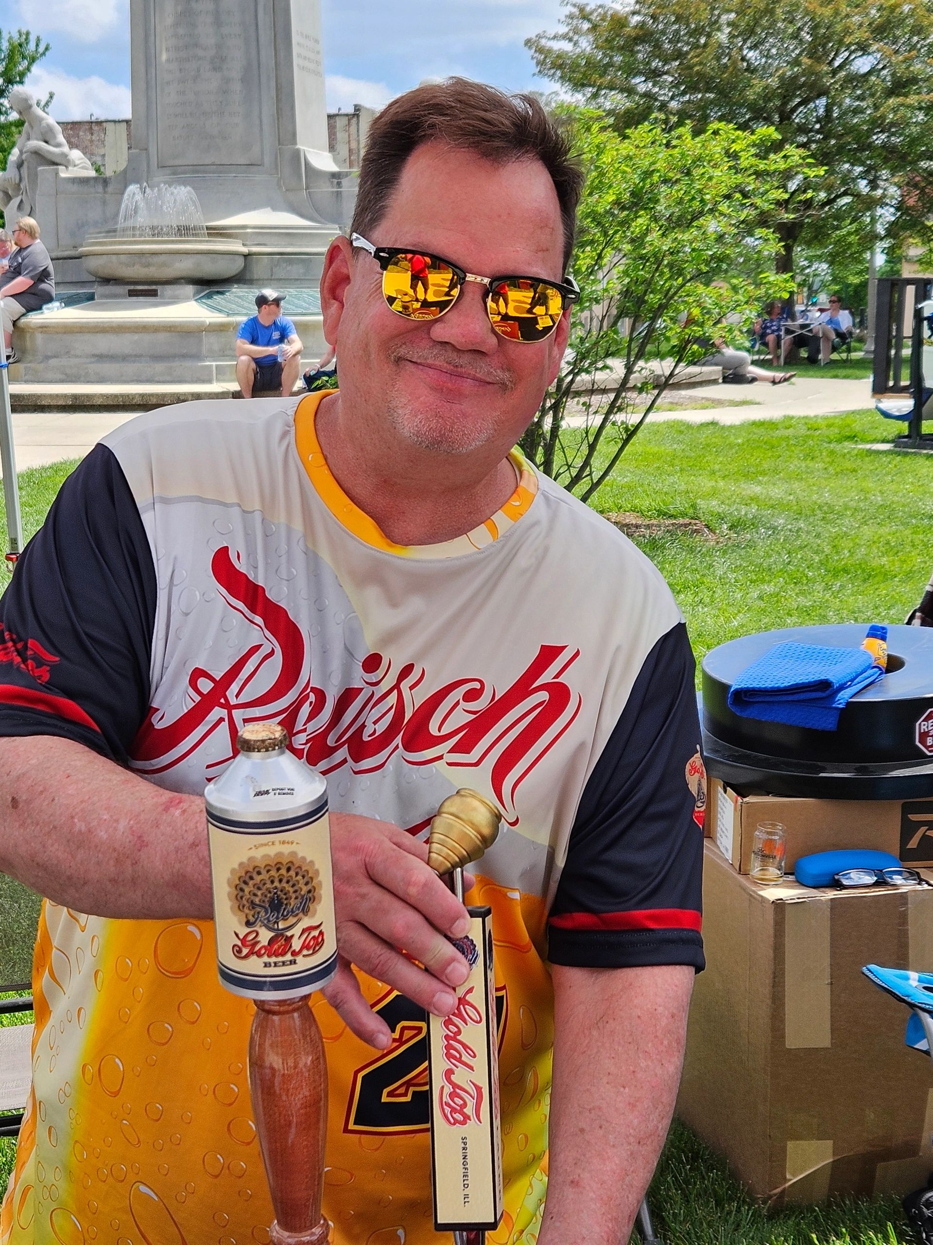 Reisch Gold Top #1 at the Main Street Blues, Brews & BBQ Festival