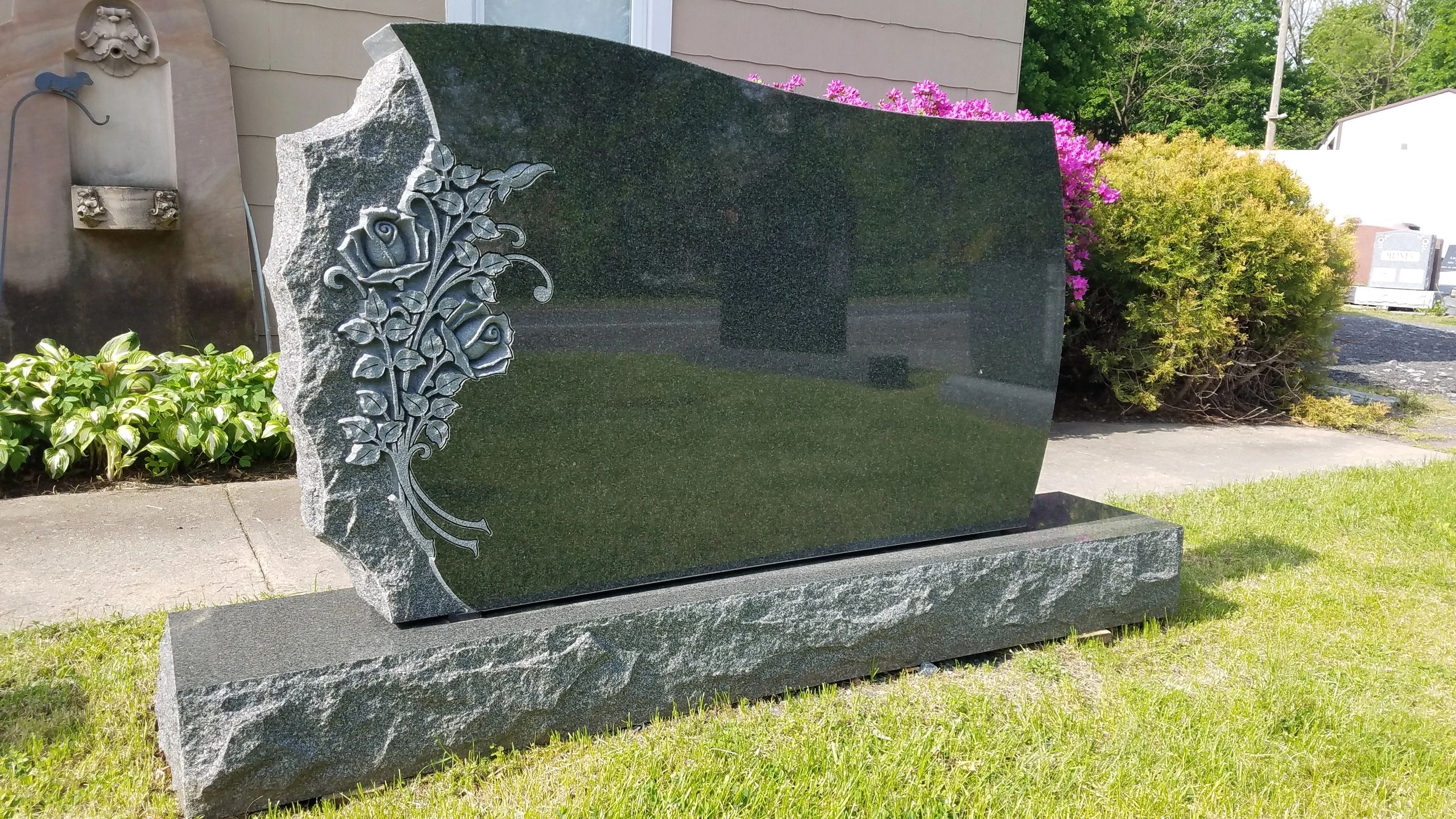 Earl Wenz Inc. - Memorials, Monuments, Mausoleums