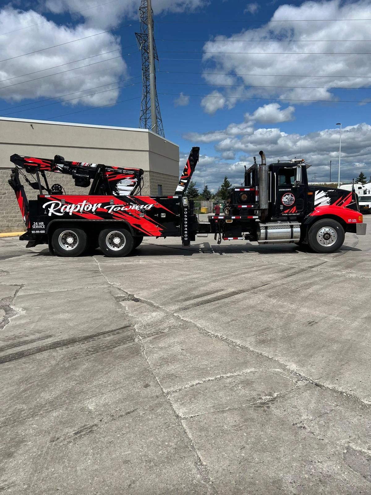 Raptor Towing Service in the Area