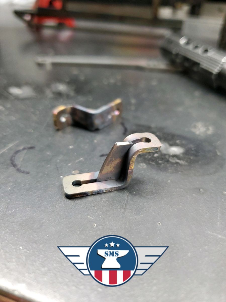 Gusseted Knuckle Brace