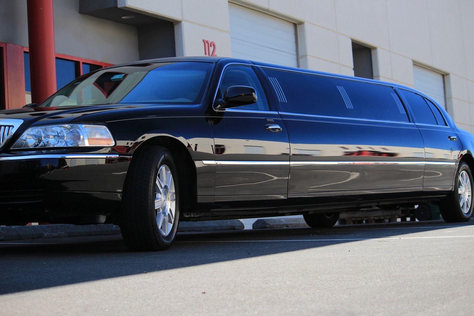 Limousine, Sedan - Prestige Limo - Fairfax, Virginia