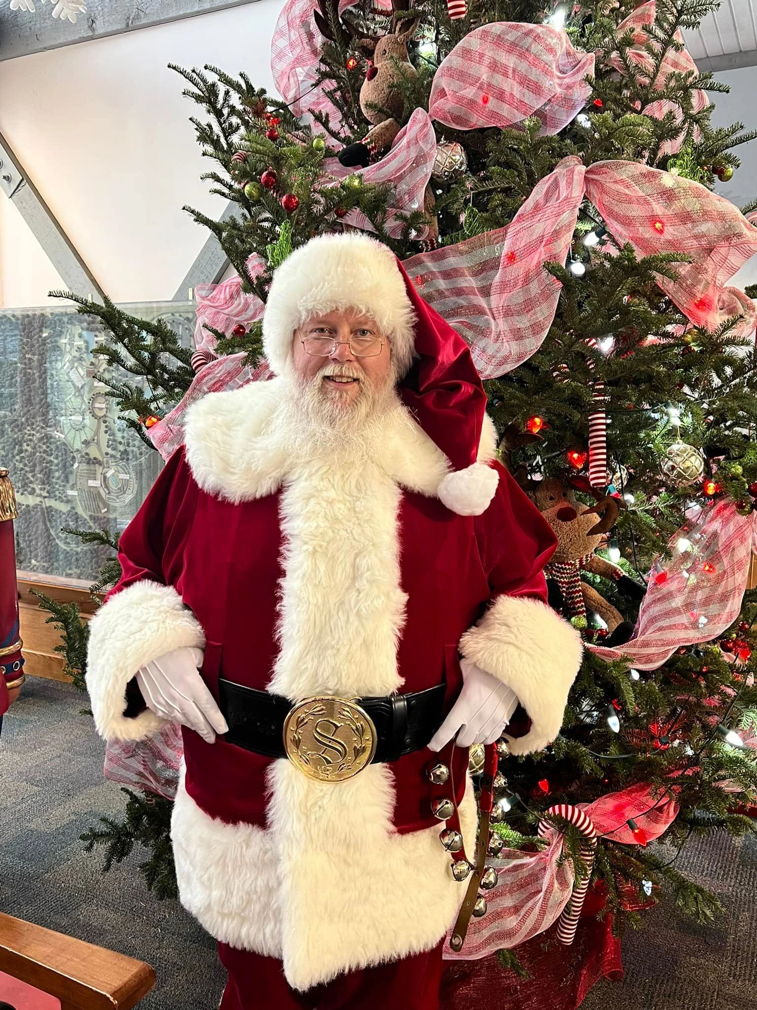 Santa Jim's Workshop - Santa Claus - Cleveland, Ohio