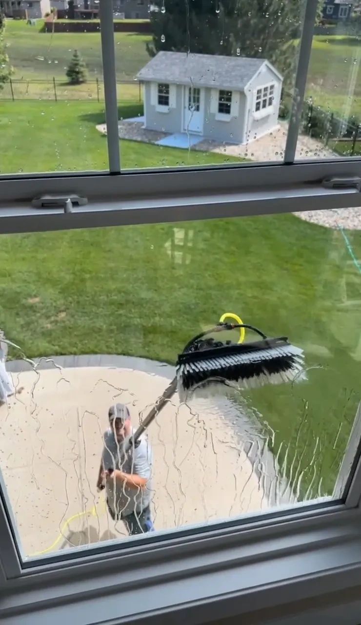 Top Notch Window Cleaning