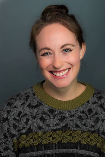 Contact | Molly Gray