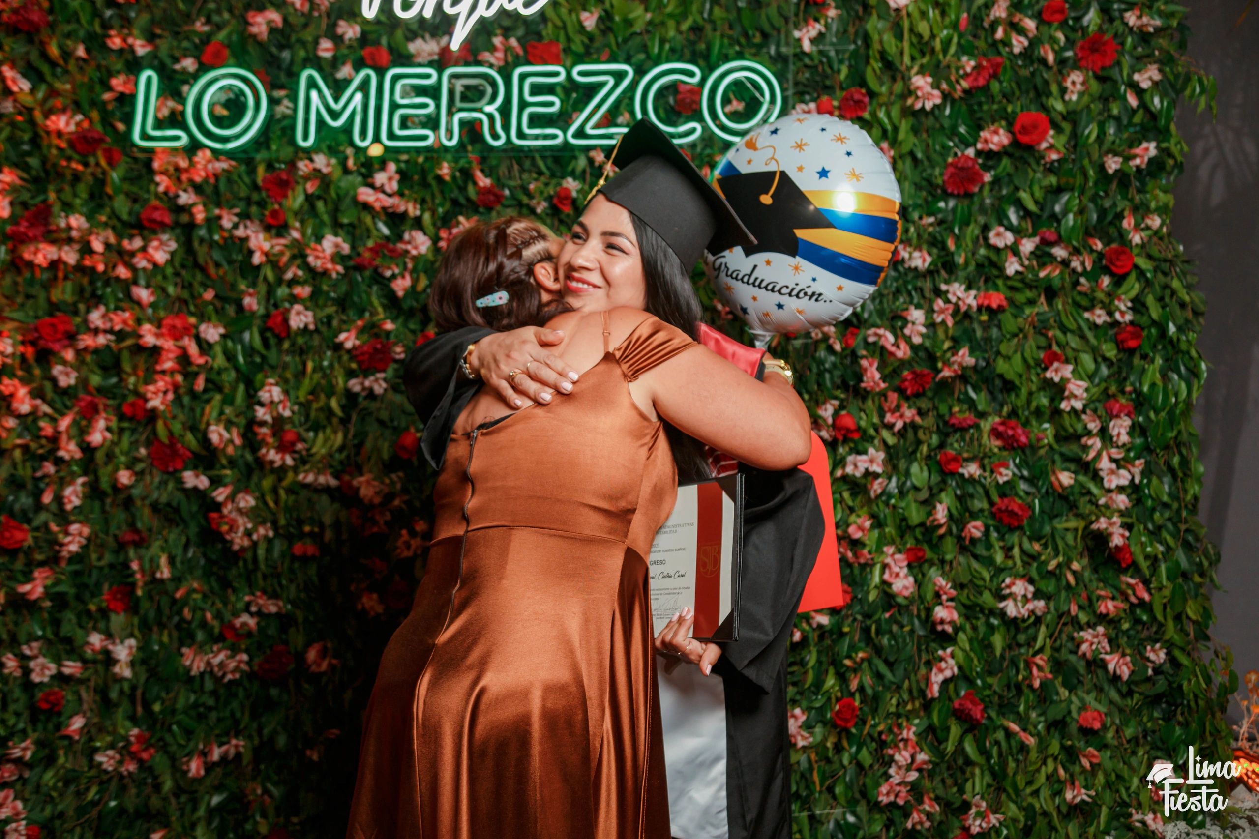 Ceremonia De Graduación - Lima Fiesta Graduaciones