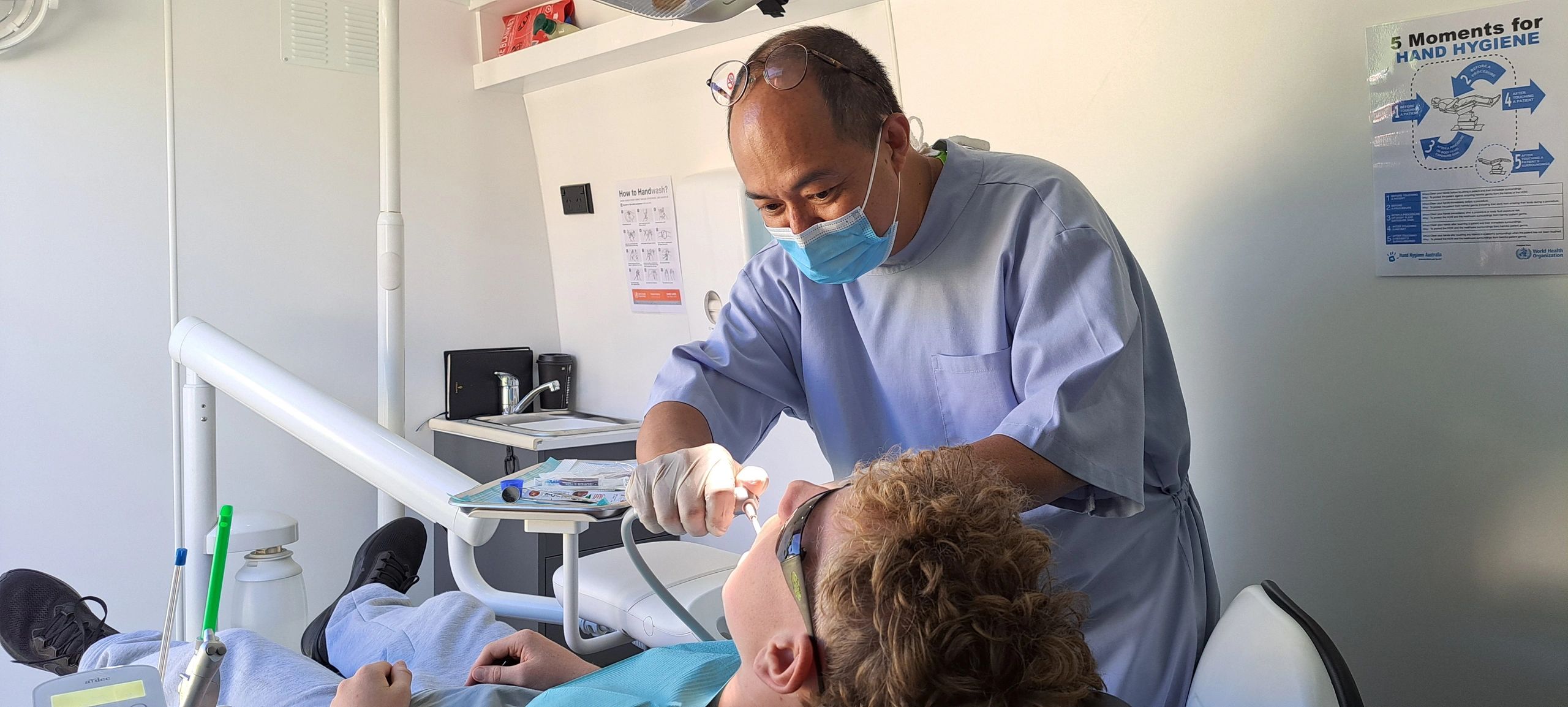 Mobile Dental Health - Directly to your school