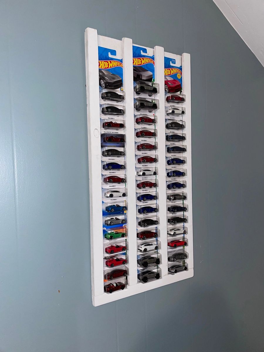 HotWheels / Matchbox Display Rack for Unopened 1/64 Scale Die-Cast CArs