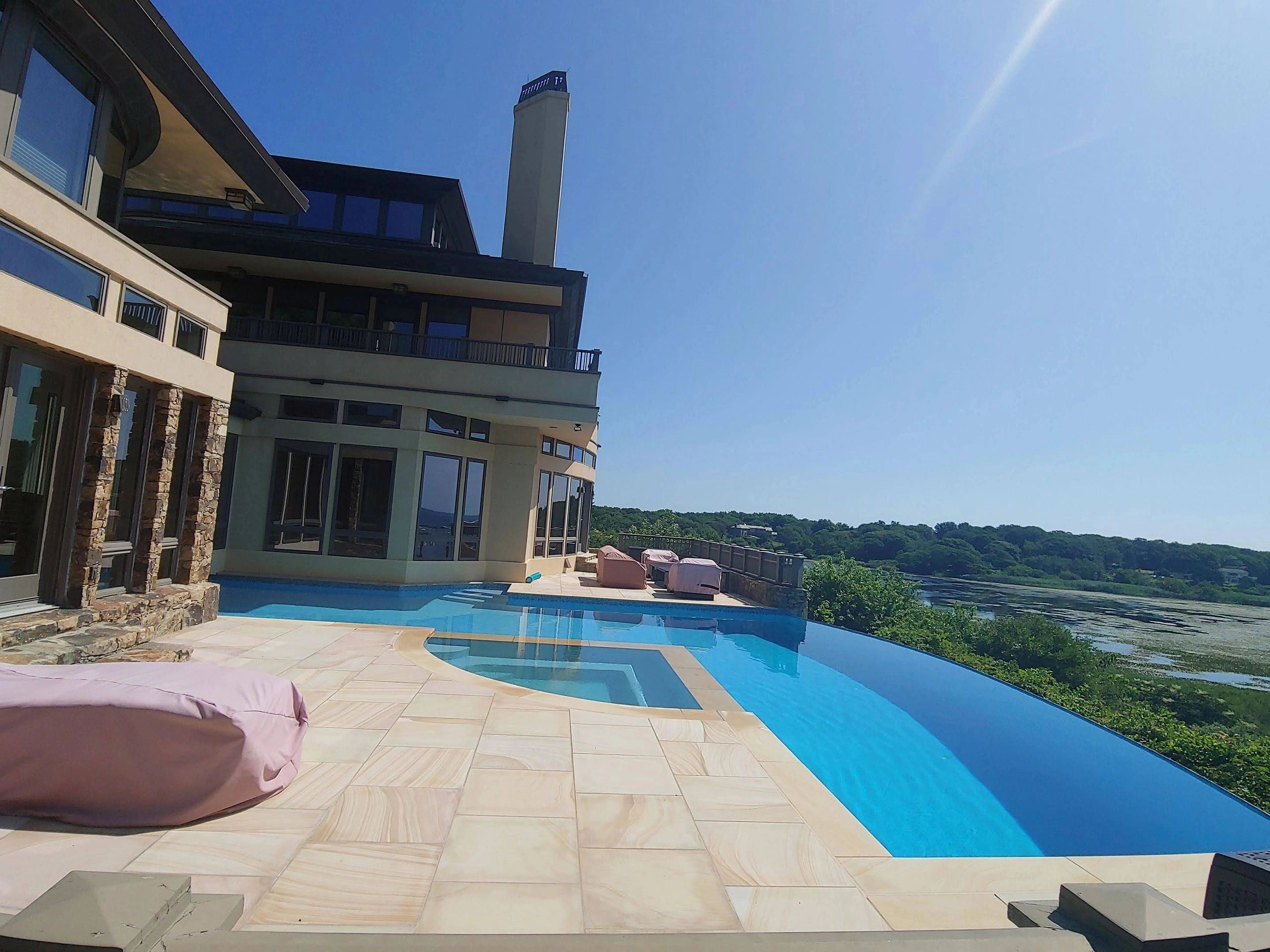 Expert Pool Construction Services