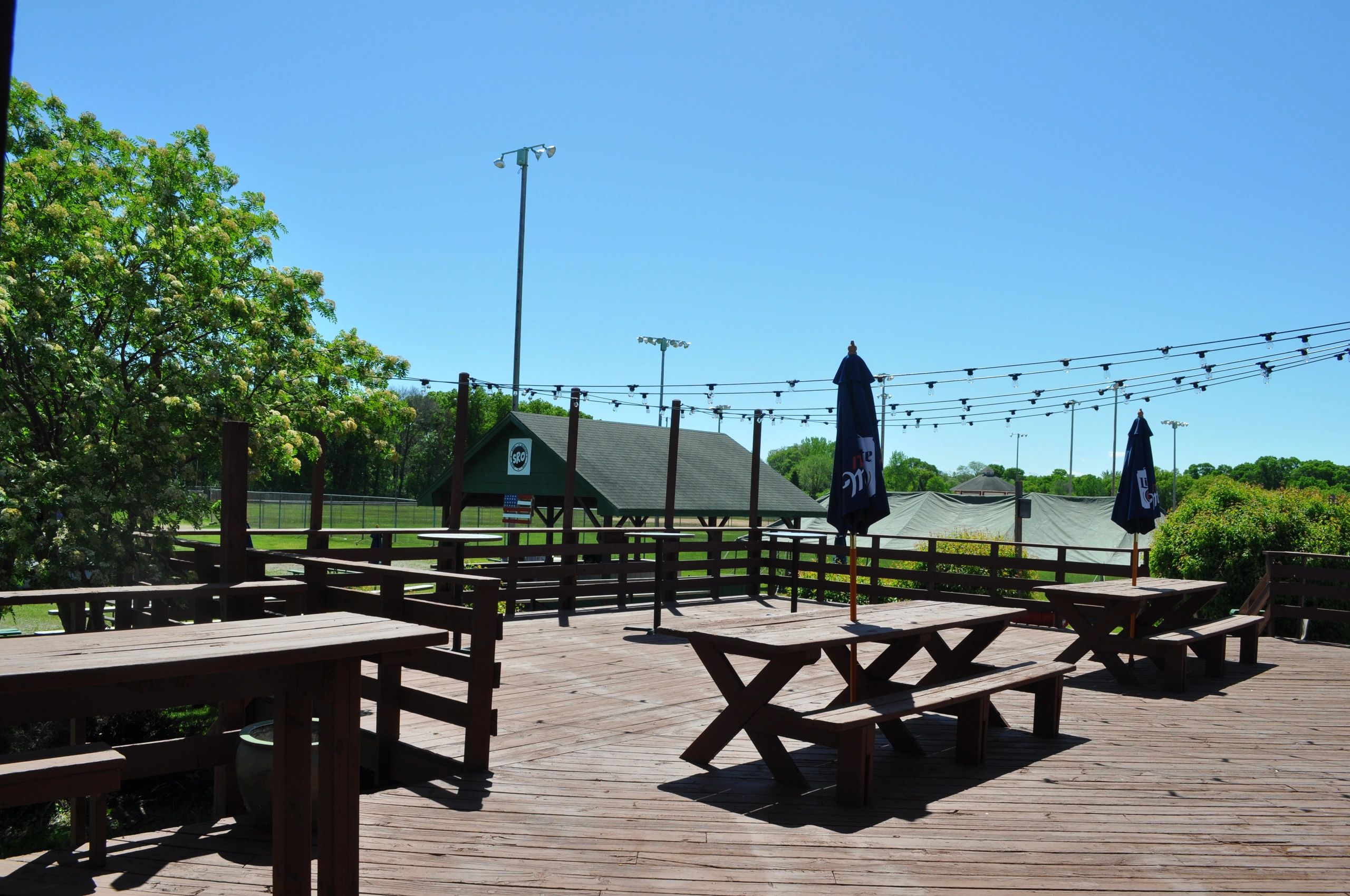 Back to the SRO - Bar and Grill, Live Music