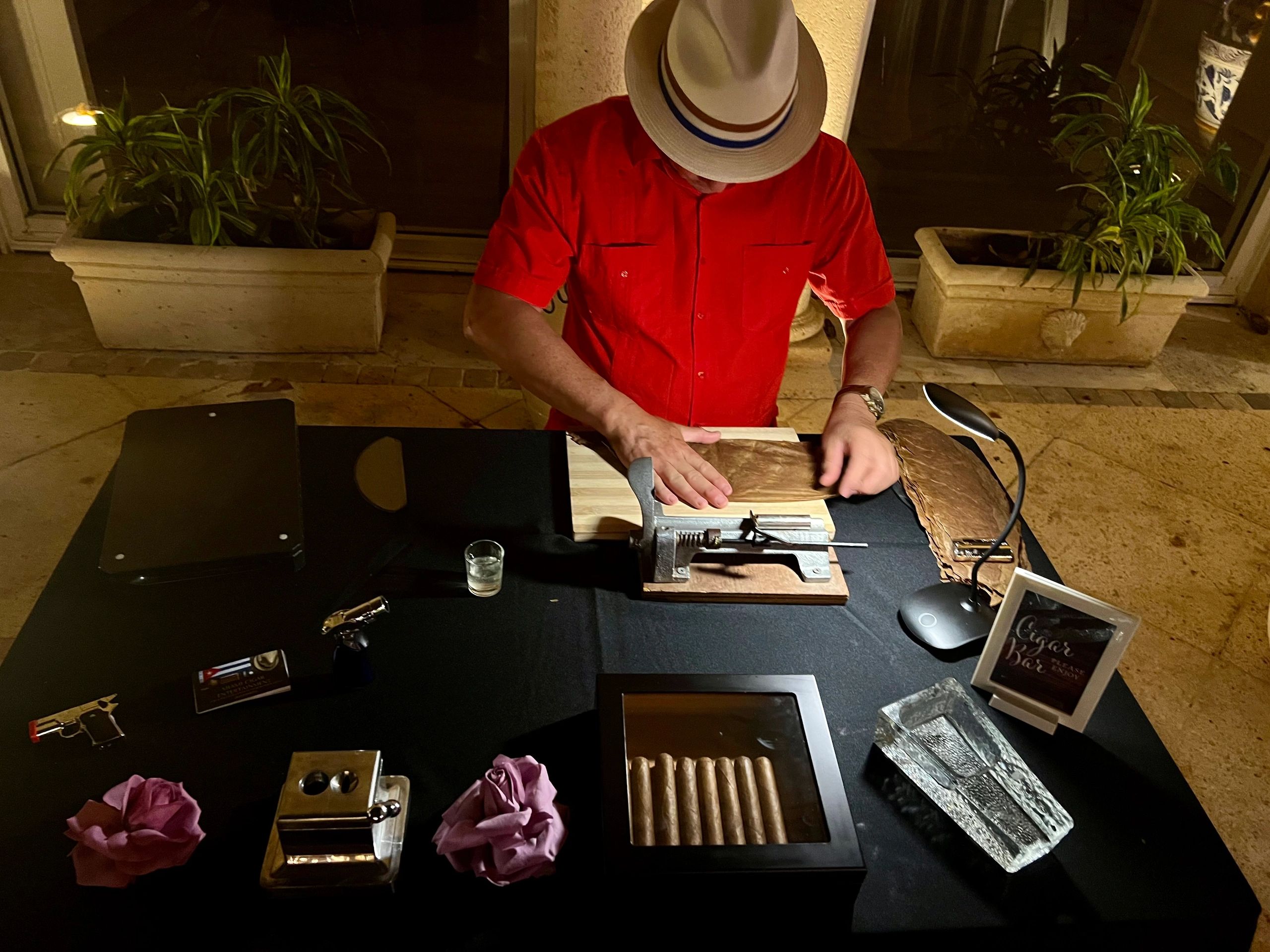 Live Cigar Rolling Service, Package #1 (25 Premium Cigars )