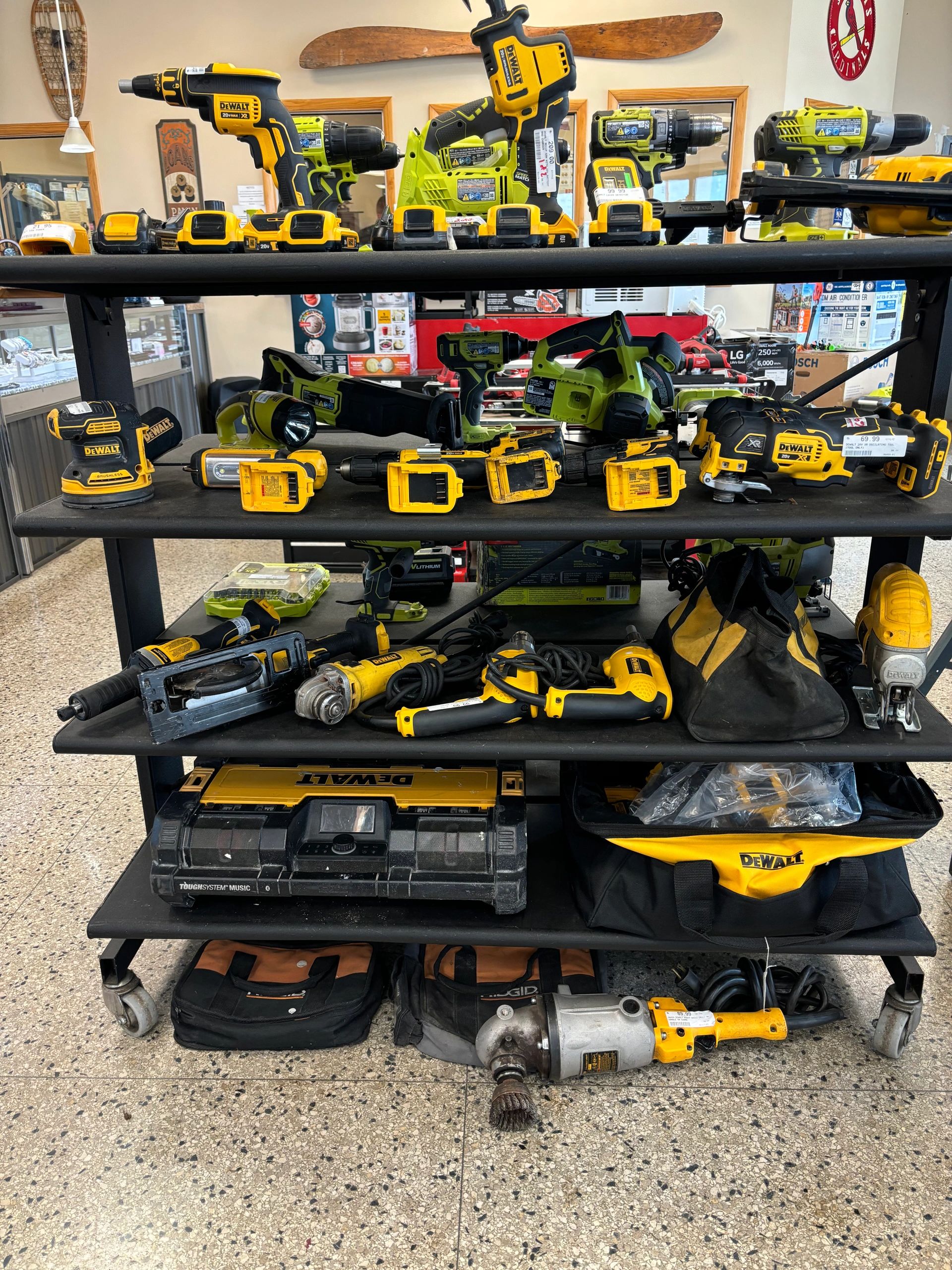 Dewalt TOOLS