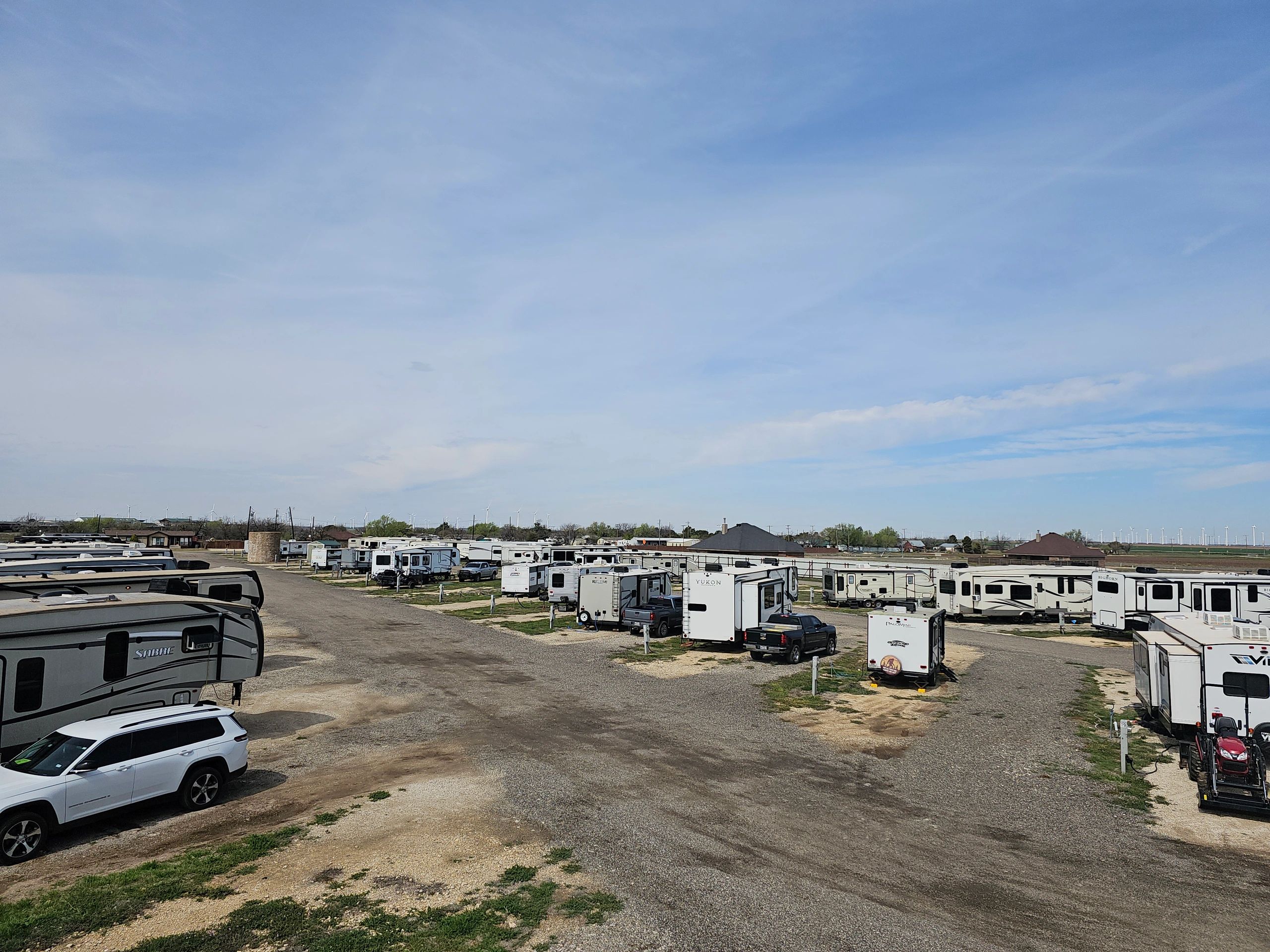 Stone Tower RV Park and Cabins - RV Park - Roscoe, Texas