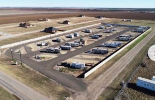 Stone Tower RV Park and Cabins - RV Park - Roscoe, Texas