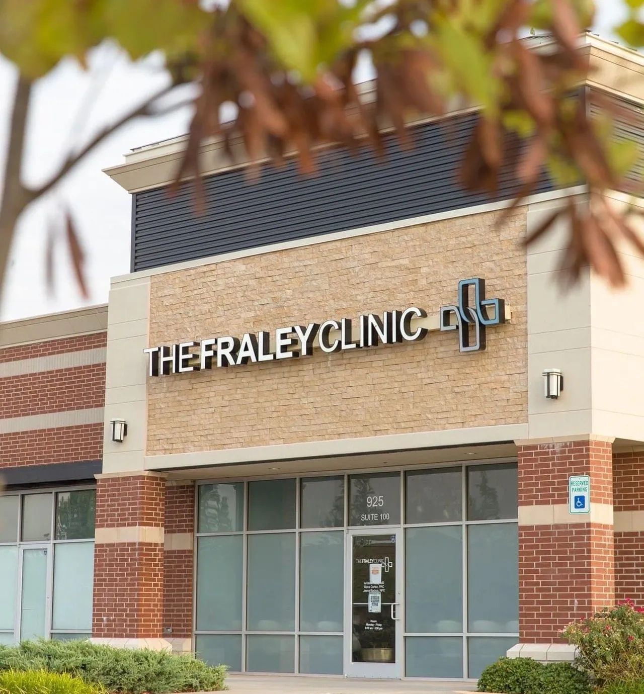 Expert Pain Management Dr | The Fraley Clinic