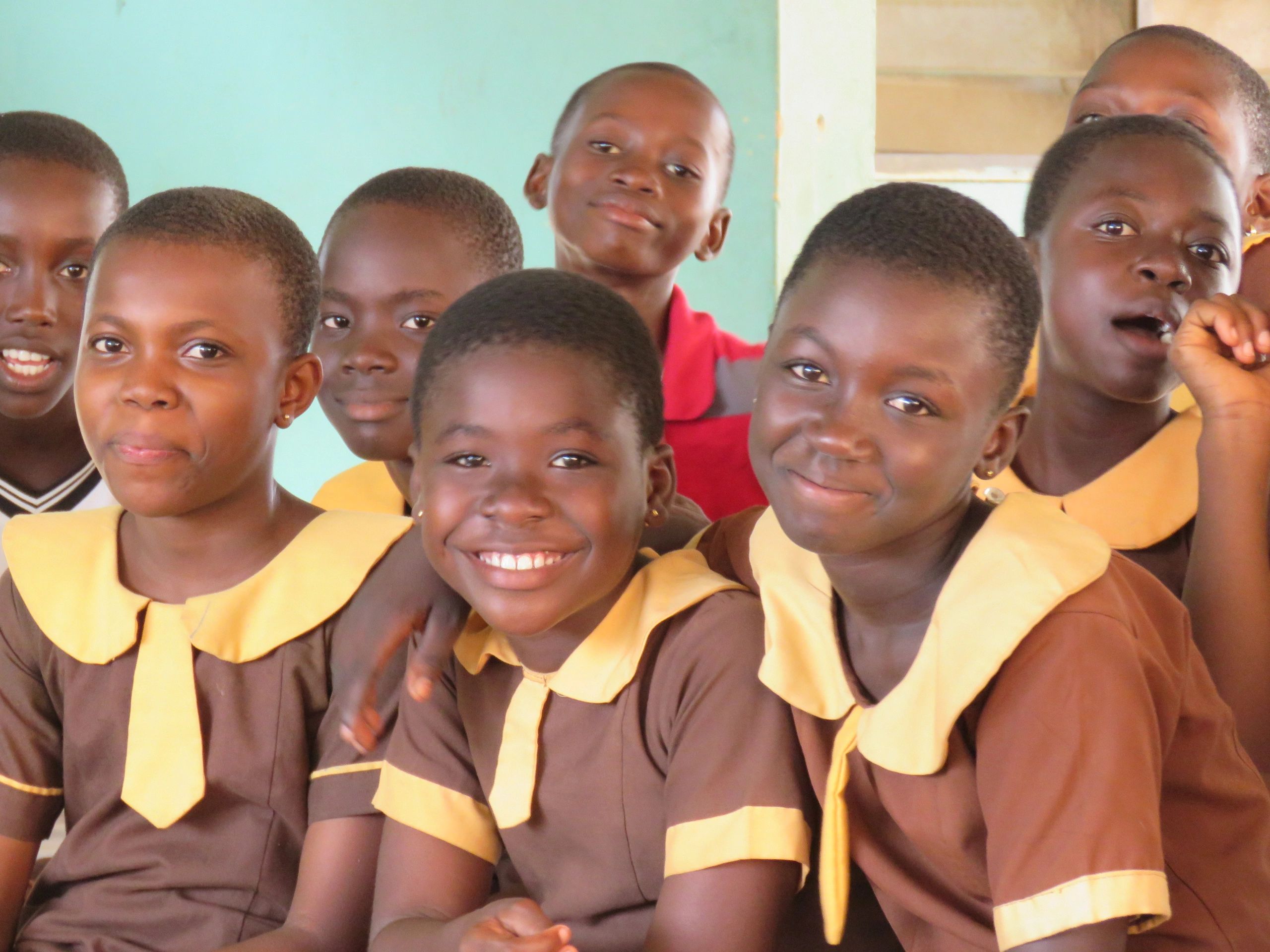 Libraries in Ghana - Books For Africa Library Project