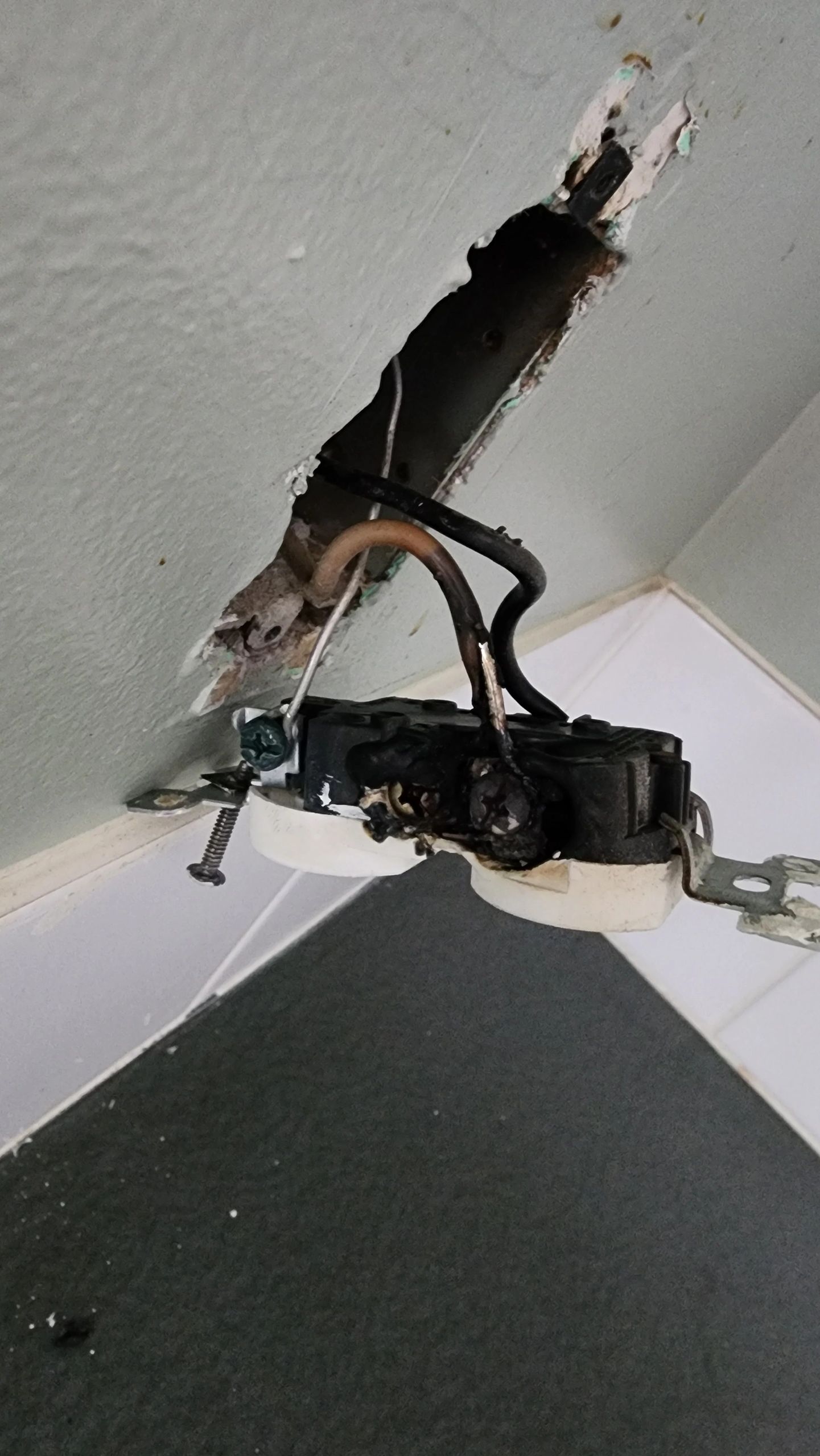 10 Basic electrical tips for homeowners!