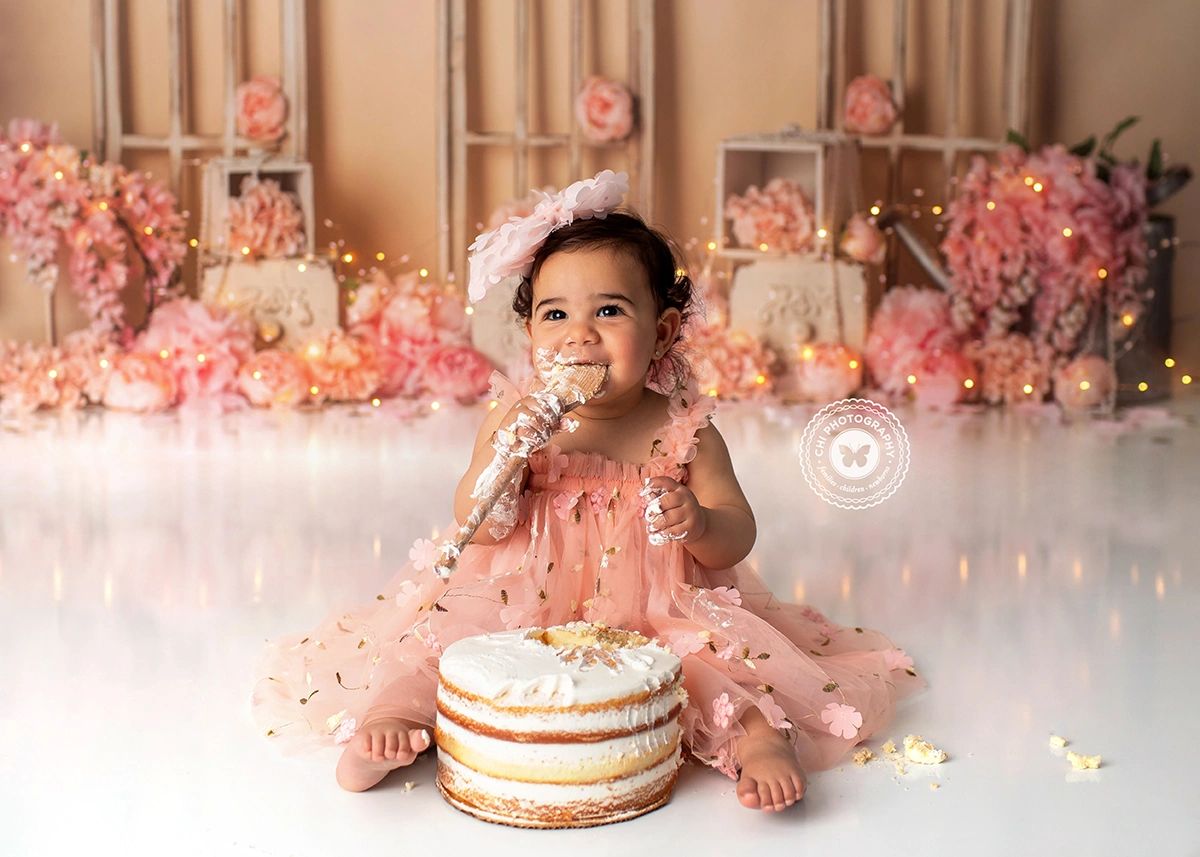 Naomi's Cake Smash Photoshoot