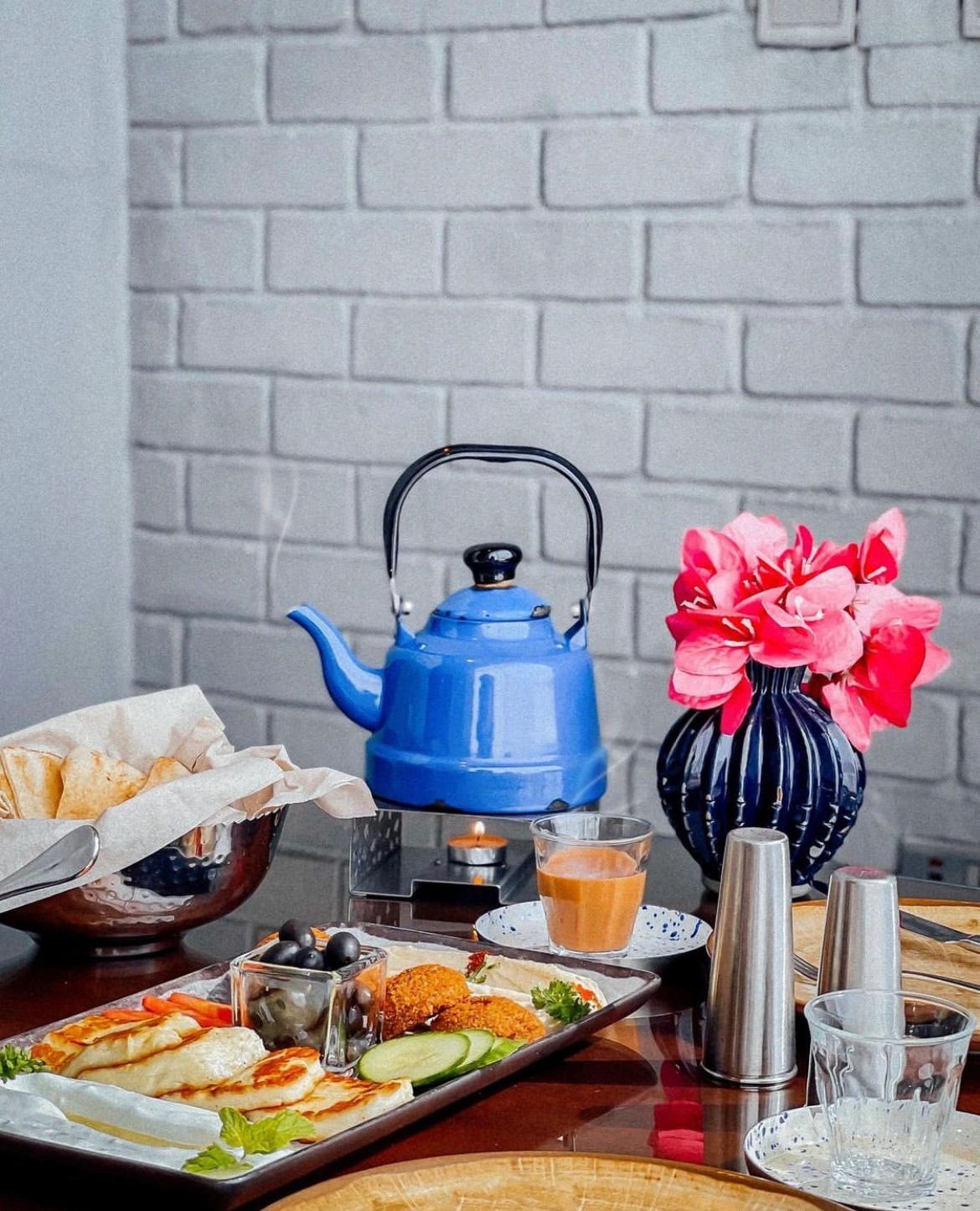 Skeek Restaurant and Cafe - Home
