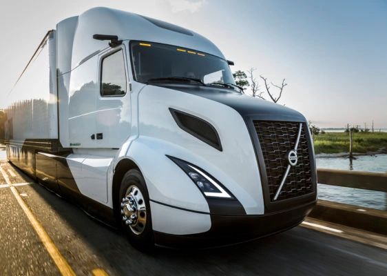 Top OTR Trucking Company with Professional Drivers
