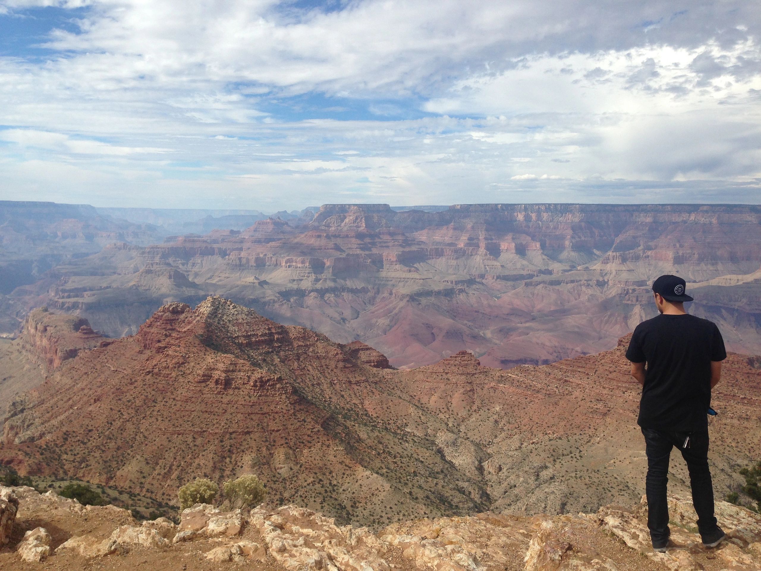 Woody Strassner | Screenwriter - online