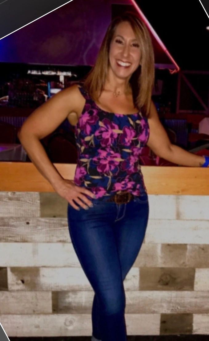 Hacienda Carmel Line Dancing with Nanci