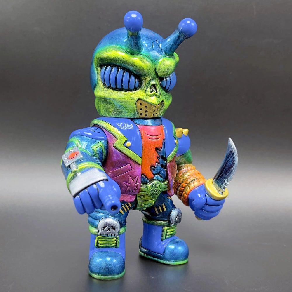 Videovomit/Bad Omen Toxic Rider Blue Kaijulegion Sofubi Figure
