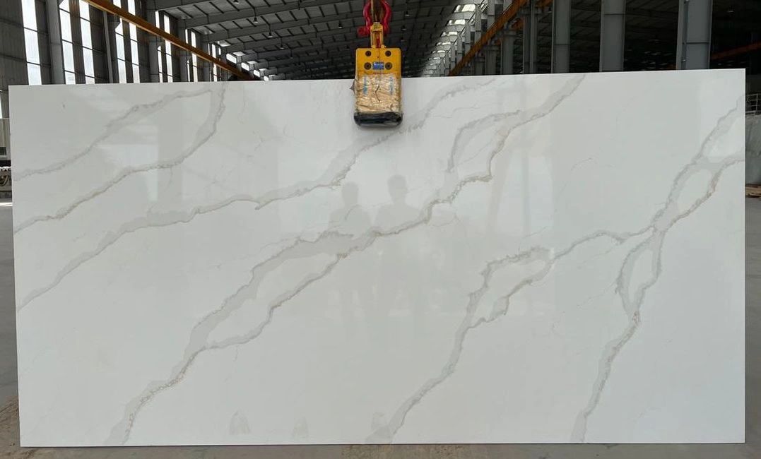 Calacatta Super Gold (Original) Super Jumbo Quartz - 126*63 Inch