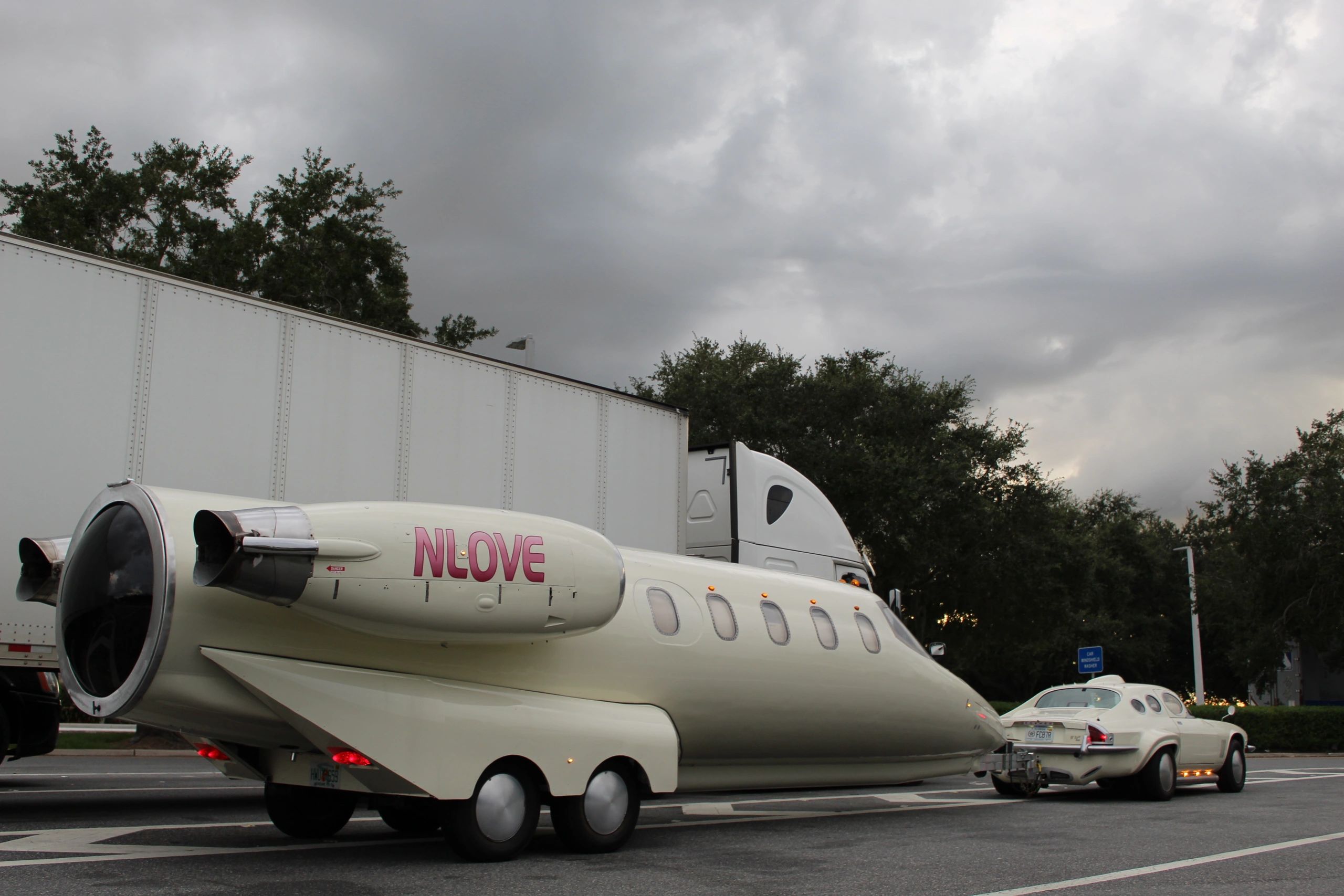 Elvis Presley's Jetstar cut in half to make a roadworthy RV - Airliners.net