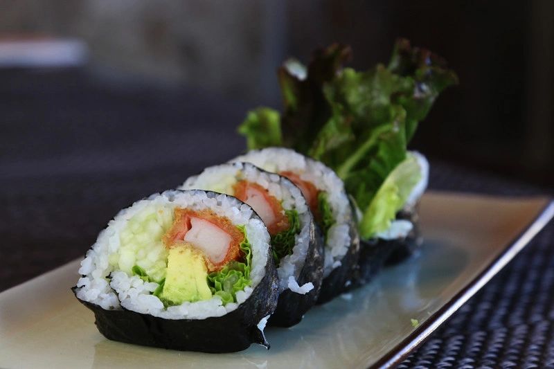 Spider (cooked) - Tempura crusted kani with avocado, lettuce, cucumber ...