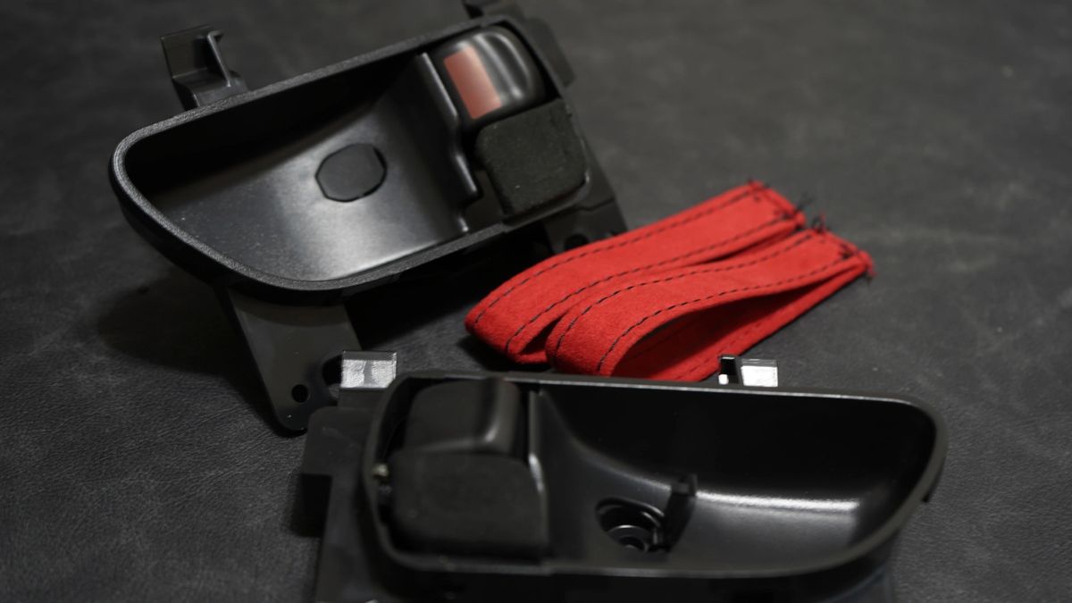 Door pull straps for subaru