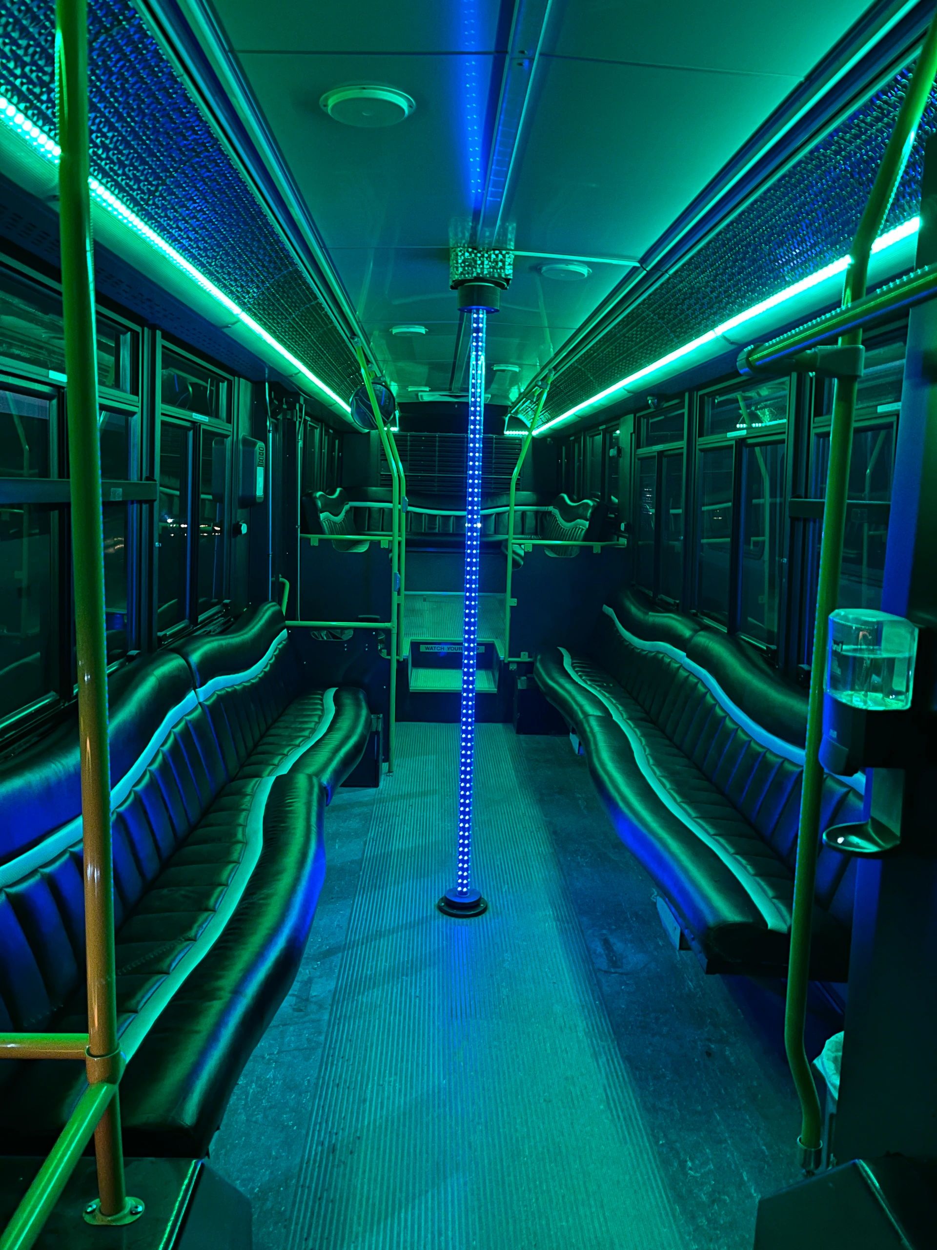 Party Bus, Party Bus Rental - Prestige Party Bus - Des Moines, Iowa