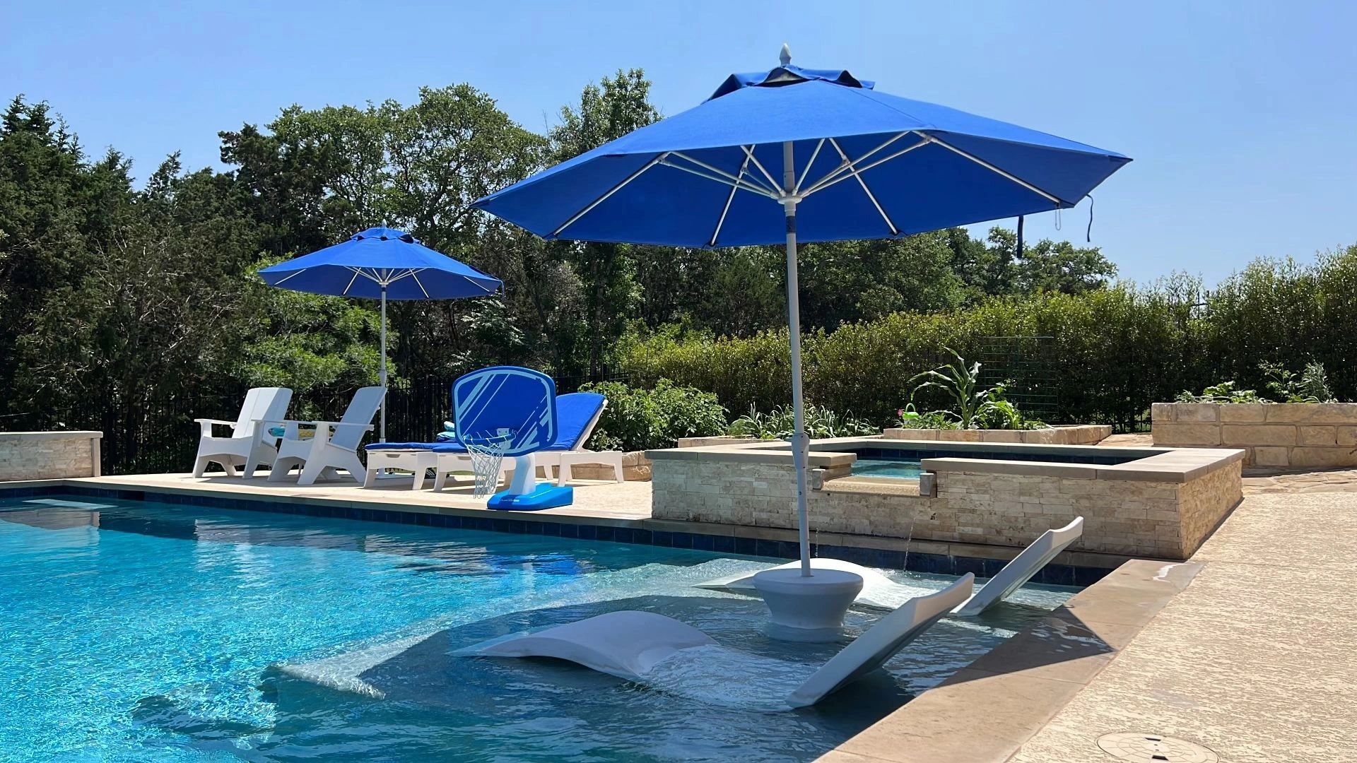 Davis Pools
