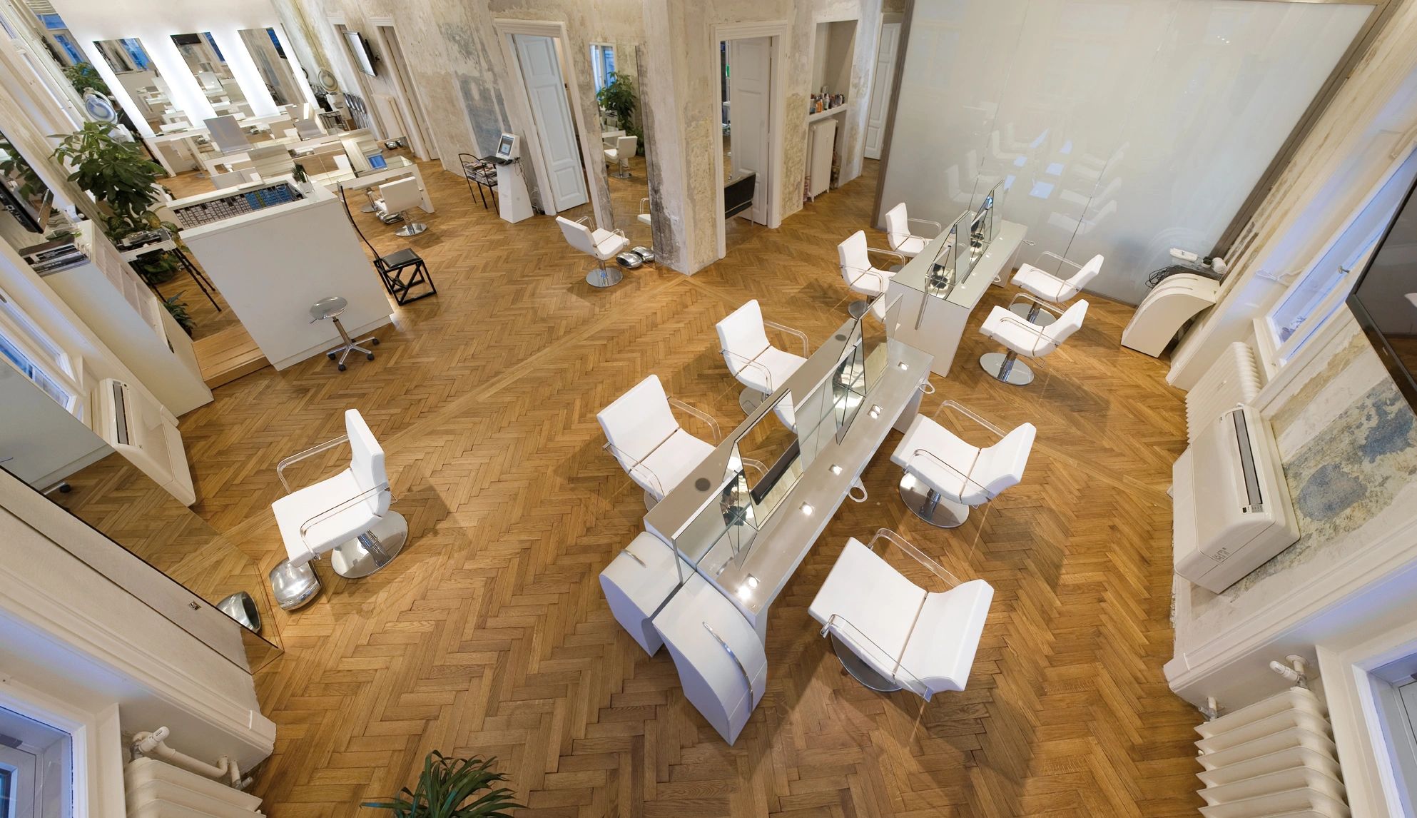 Hair salon design: free pictures & 2D salon interior plans