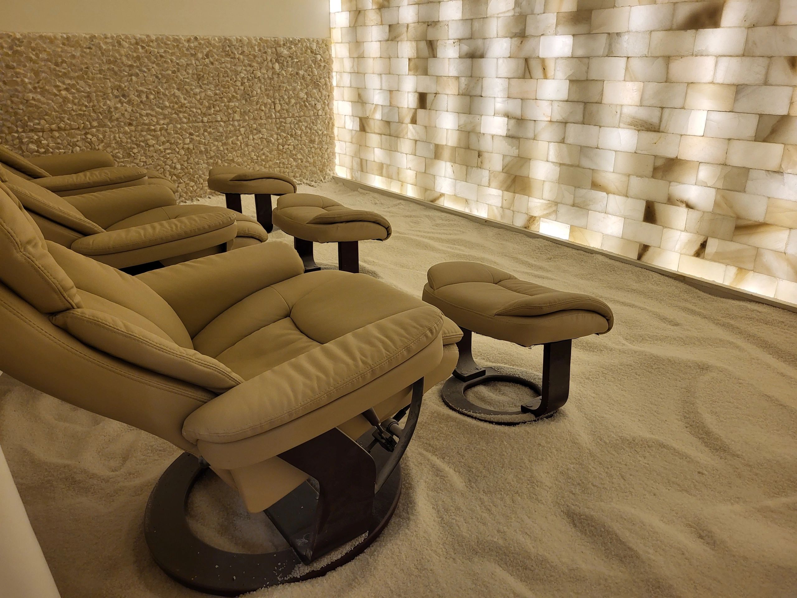 The Science of Salt Rooms: How Halotherapy Promotes Wellness