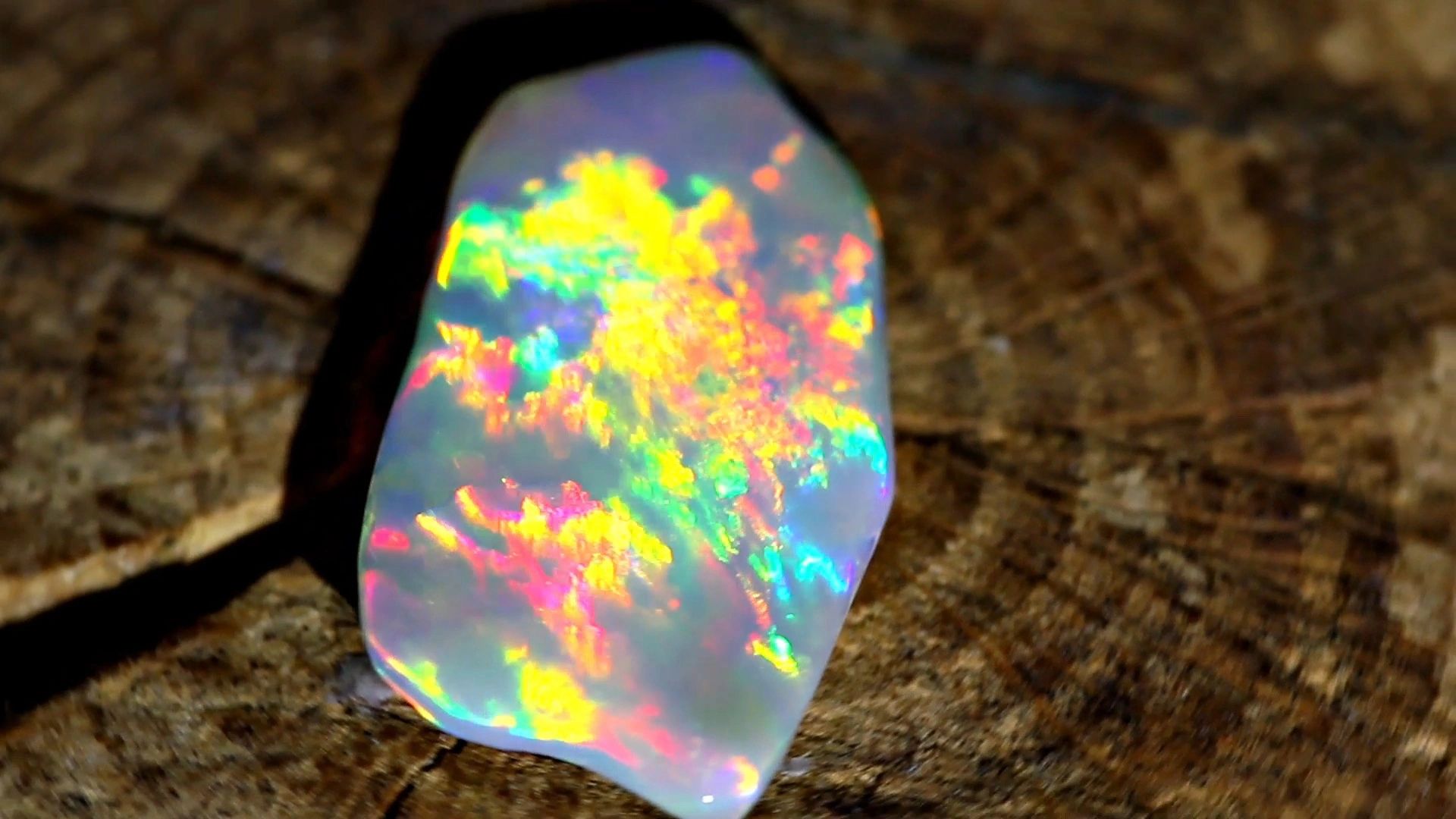 OM Opals